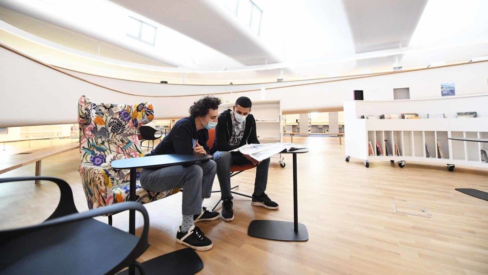 Le Learning Center : un lieu innovant de rencontre et d’apprentissage ...